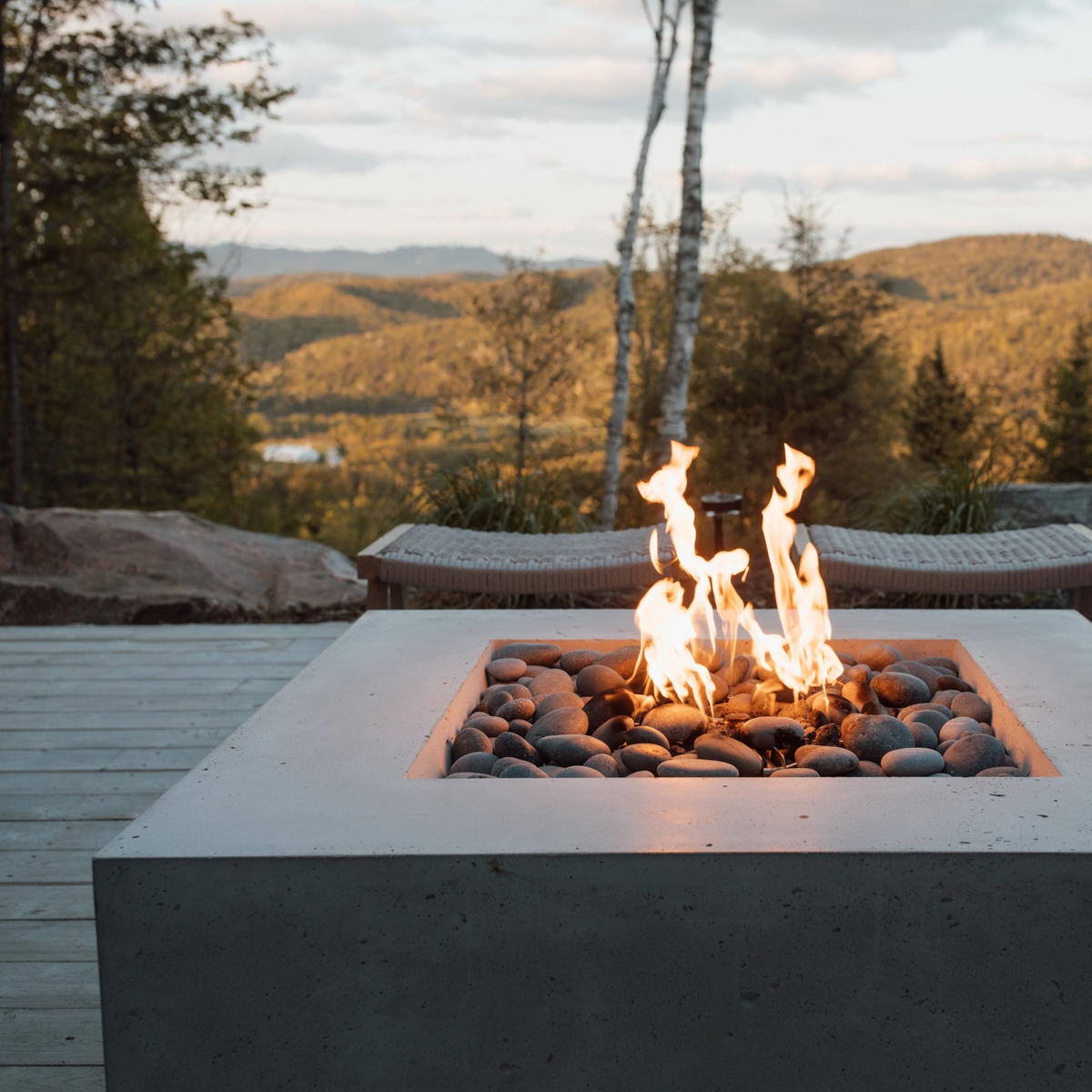 Dekko Alea 40" Concrete Fire Pit & Cover – Hauser Company Stores