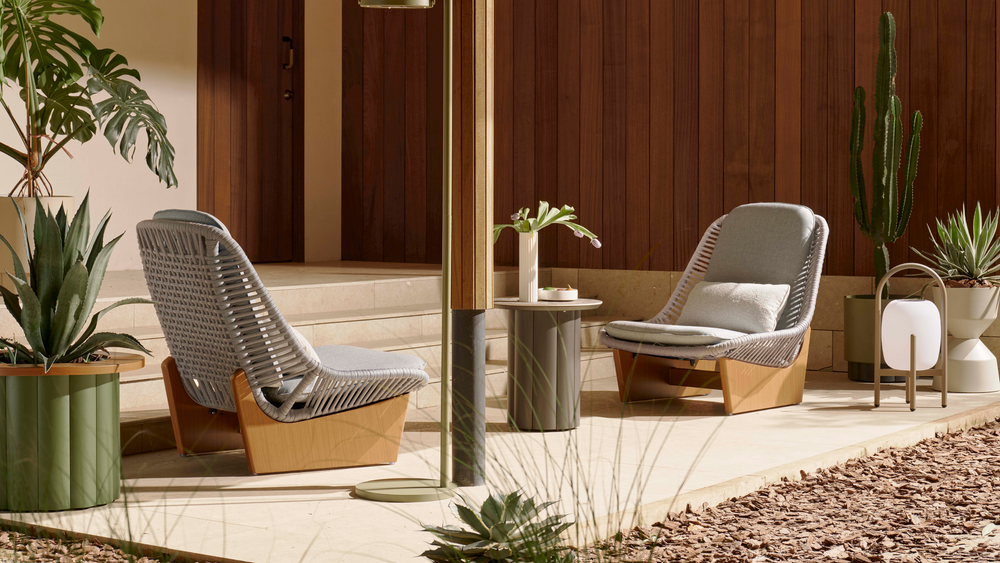 Luxury Outdoor & Indoor Furniture | Hauser Stores Canada
