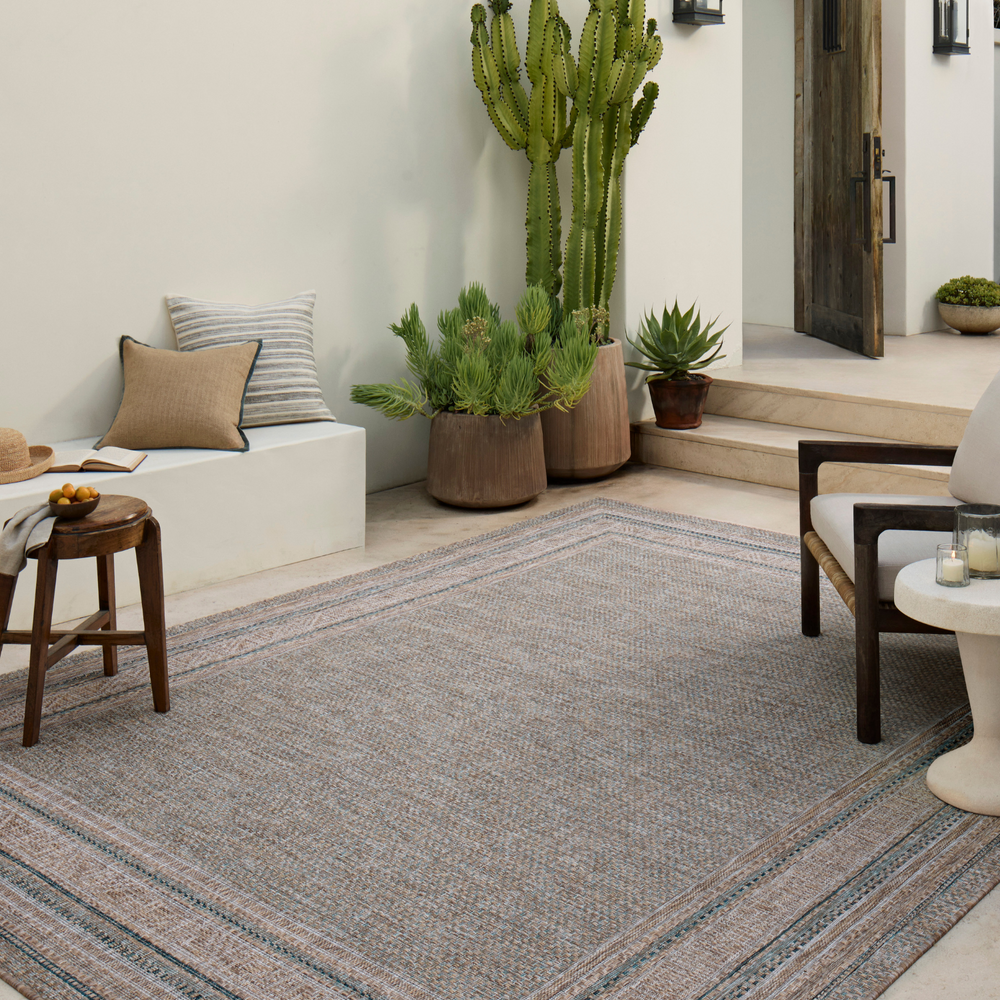 Luxury Outdoor & Indoor Furniture | Hauser Stores Canada
