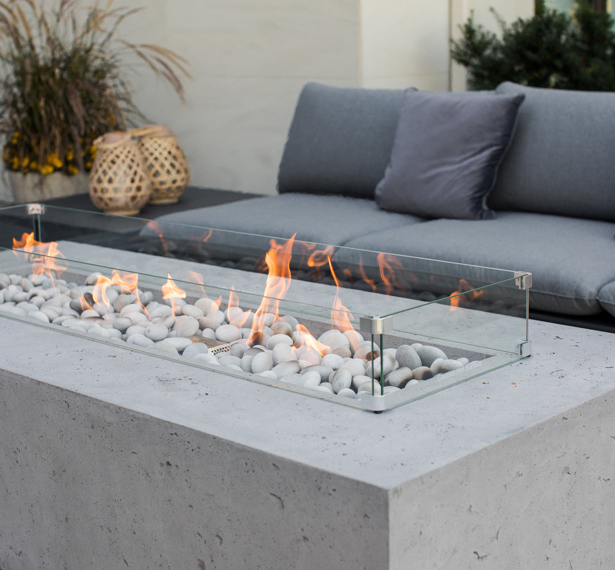 Dekko Concrete Fire Pit Glass Wind Guards – Hauser Company Stores